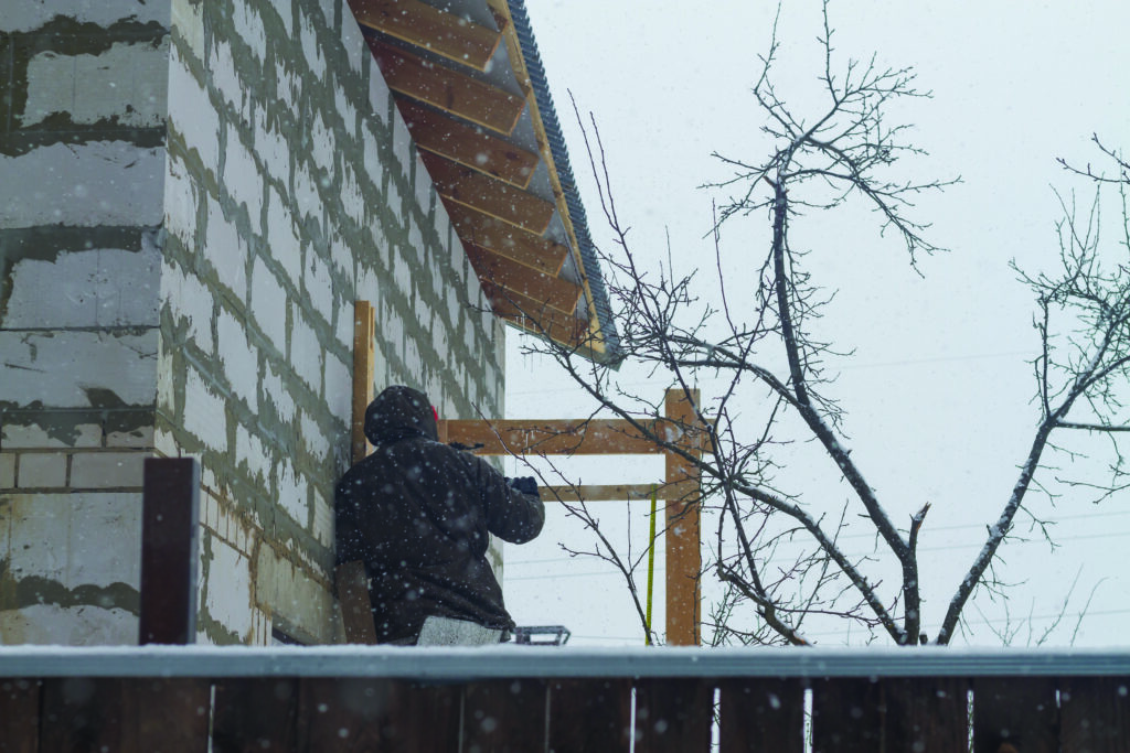 Three solutions for winter installation of facades | JUB